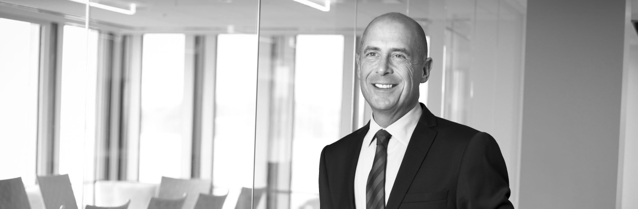 Bryan Cave Leighton Paisner - Graham Shear