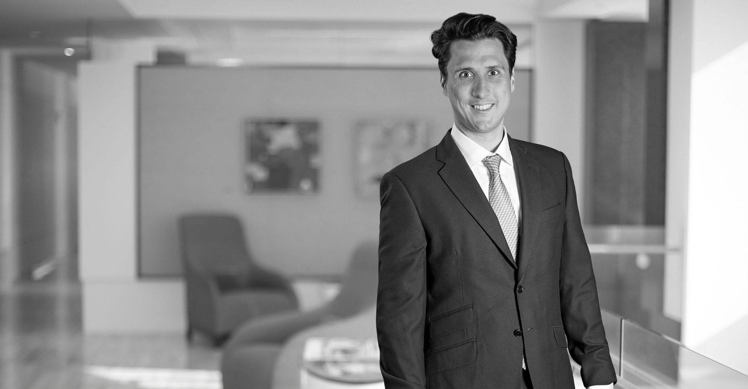 Tom Bacon | BCLP - Bryan Cave Leighton Paisner