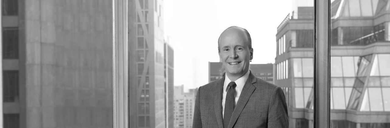 Bryan Cave Leighton Paisner - James P. Colgate